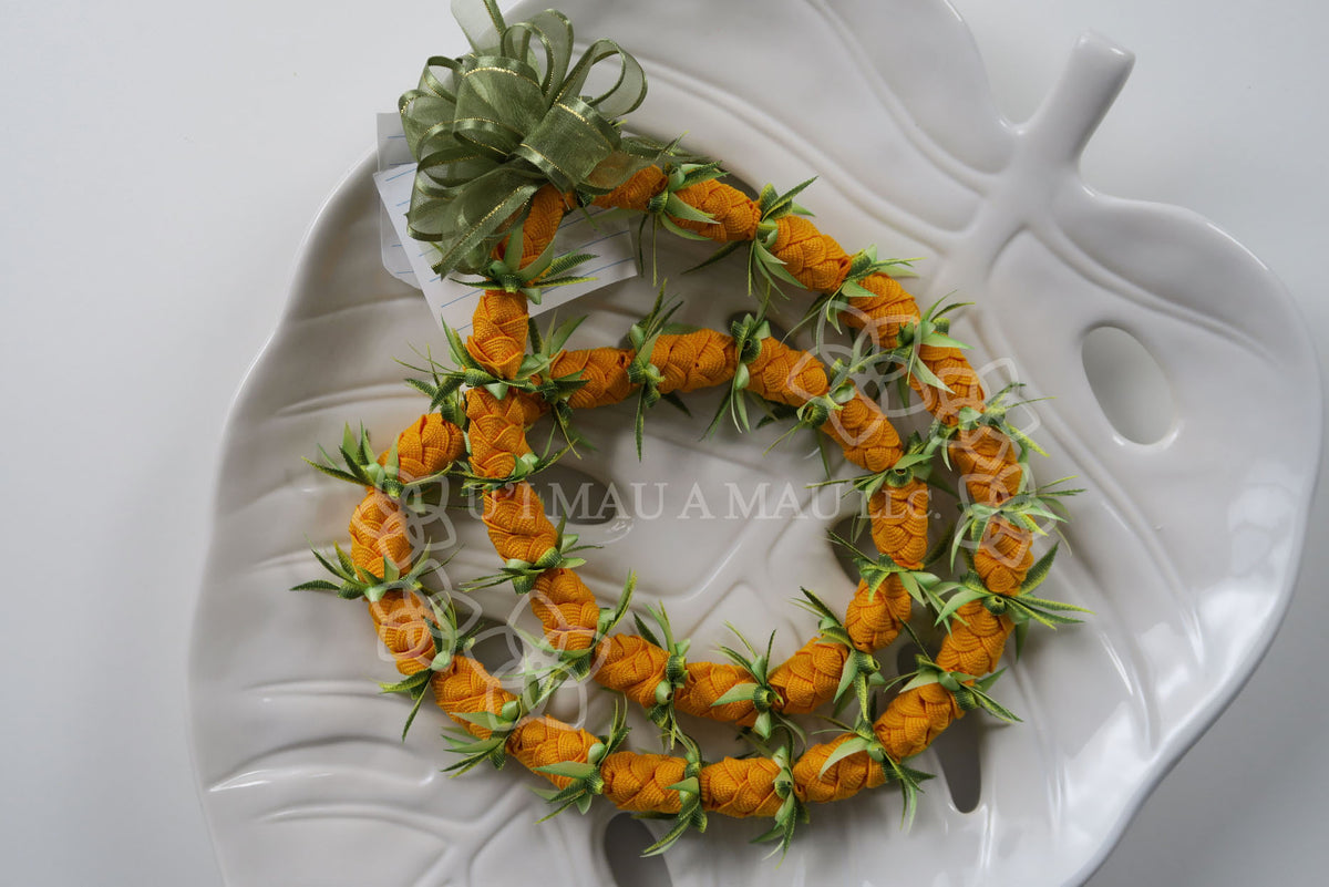 PINEAPPLE LEI – U'i Mau A Mau LLC.